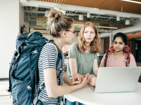 Ventajas y desventajas de estudiar en el extranjero|Cesur FP®